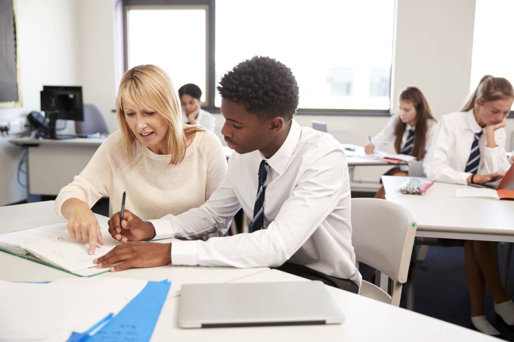 How staying mobile in the classroom can keep your students more engaged ...