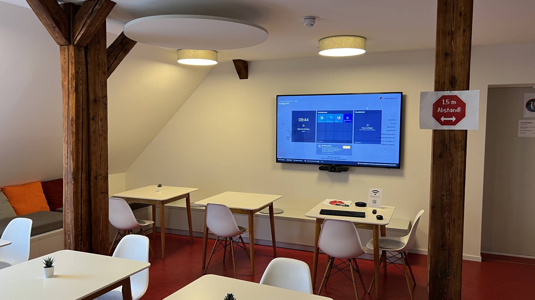 Reliable, useable meeting spaces | Communardo + DisplayNote Launcher